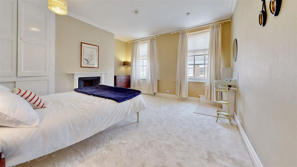 Rodney Street, Liverpool L1, 4 bed flat for sale, £780,000 | PrimeLocation