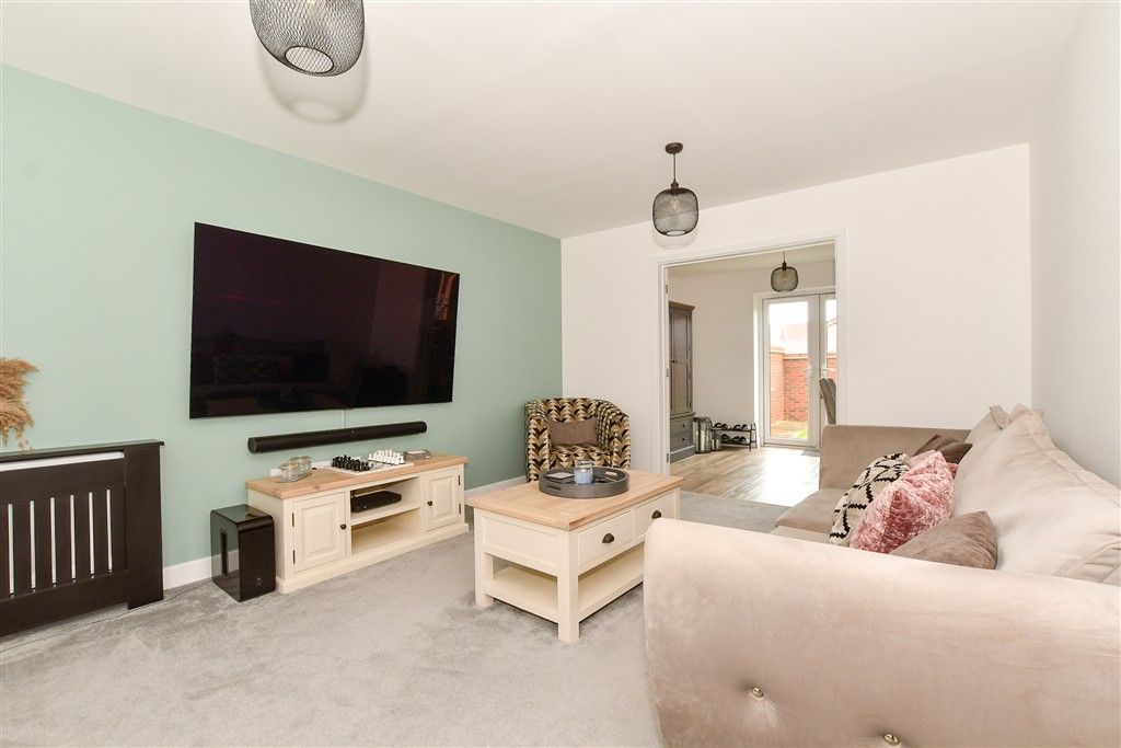 Cambridgeshire Walk, Faygate, Horsham, West Sussex RH12, 4 bed detached ...