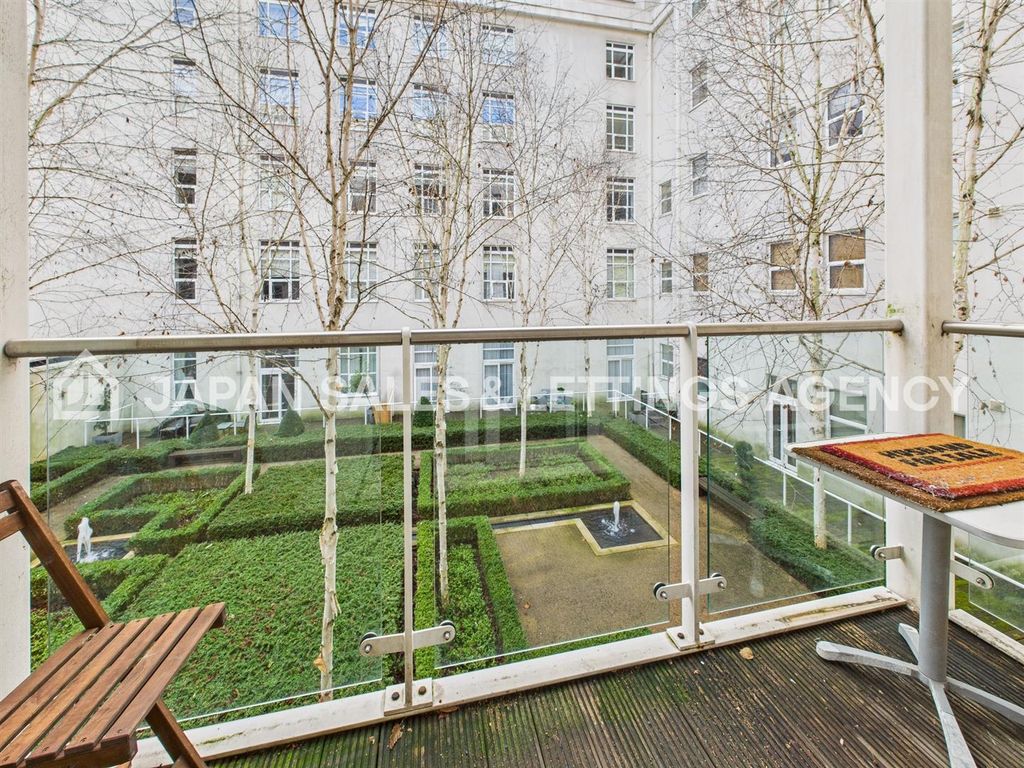 Bromyard House, Acton W3, 2 bed flat for sale, £385,000 | PrimeLocation