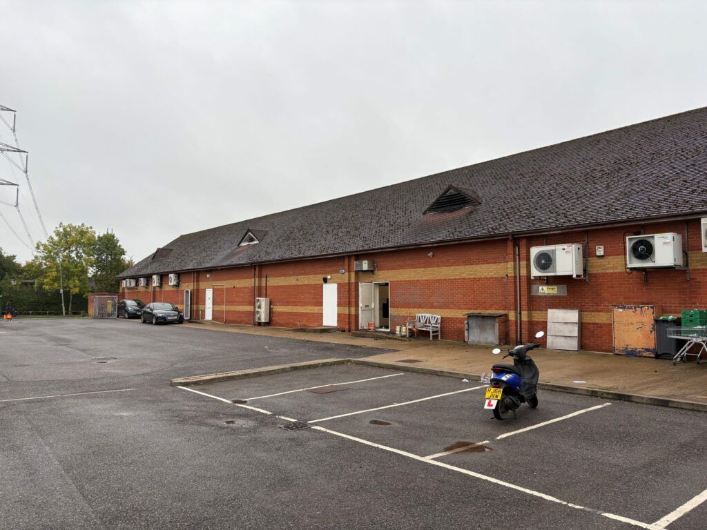 Didcot, Unit 4 Ladygrove Centre, Lostock Place OX11, Retail premises to ...