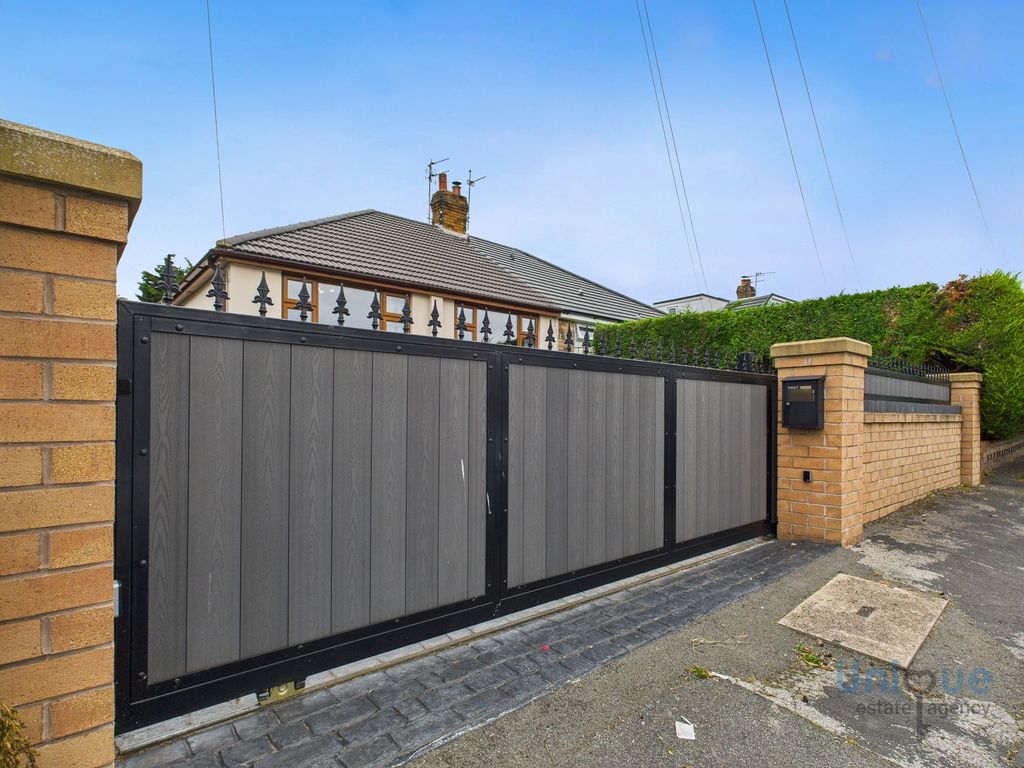 Castle Lane, Blackpool FY3, 2 bed bungalow for sale | PrimeLocation