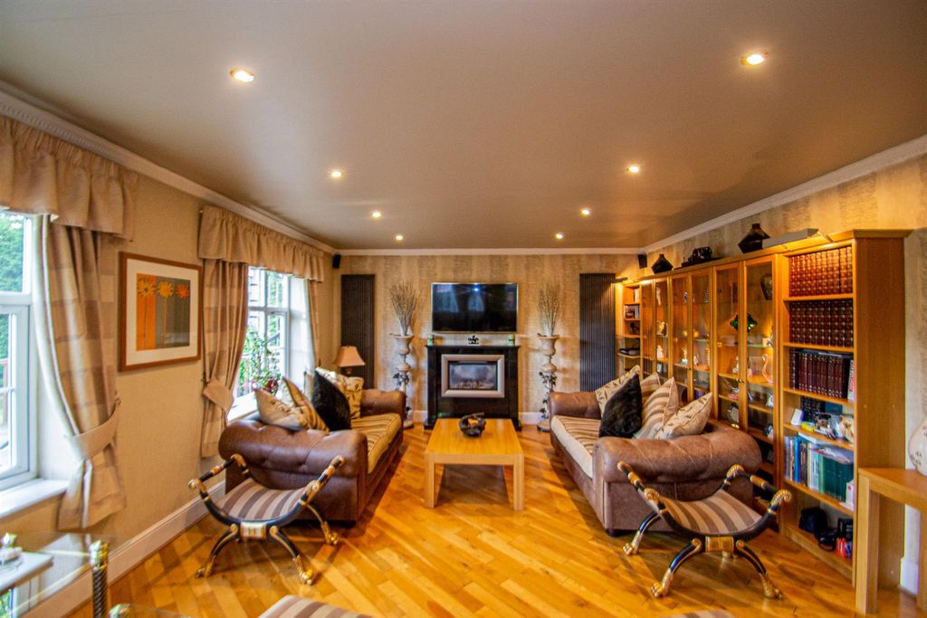 Cuerdon Manor House, Thelwall, Warrington WA4, 5 bed detached house for ...