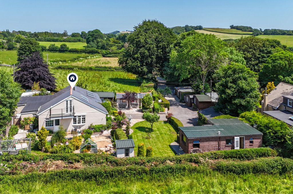 Caton, Ashburton, Newton Abbot, Devon TQ13, 3 bed bungalow for sale, £ ...