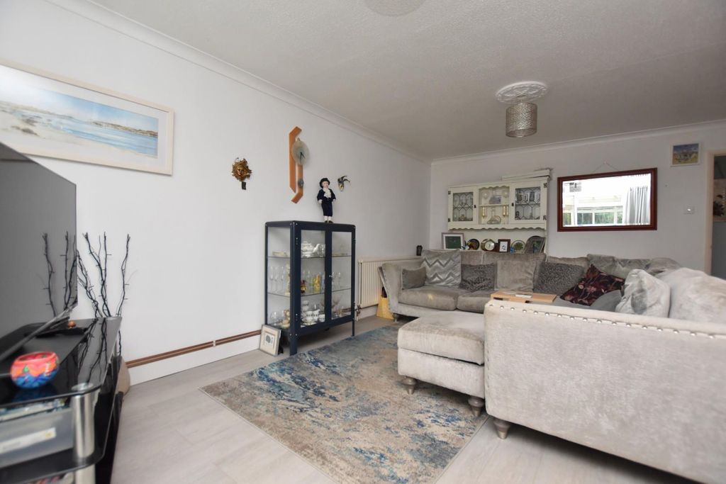 Aspen Close, St. Marys Bay, Romney Marsh TN29, 2 bed semi-detached ...