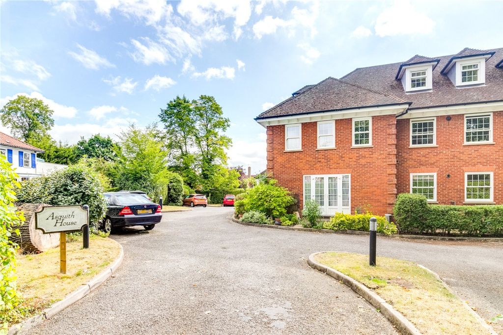Asquith House, Guessens Road, Welwyn Garden City, Hertfordshire AL8, 2 ...