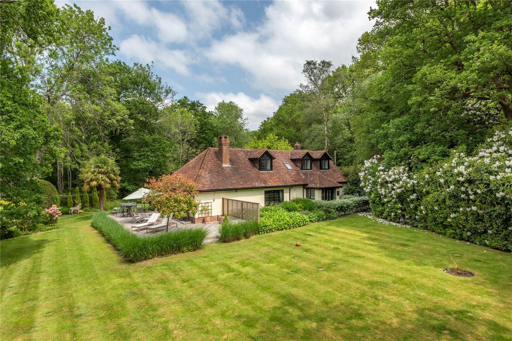 Ewood Lane, Newdigate, Dorking, Surrey RH5, 4 bed detached house for ...