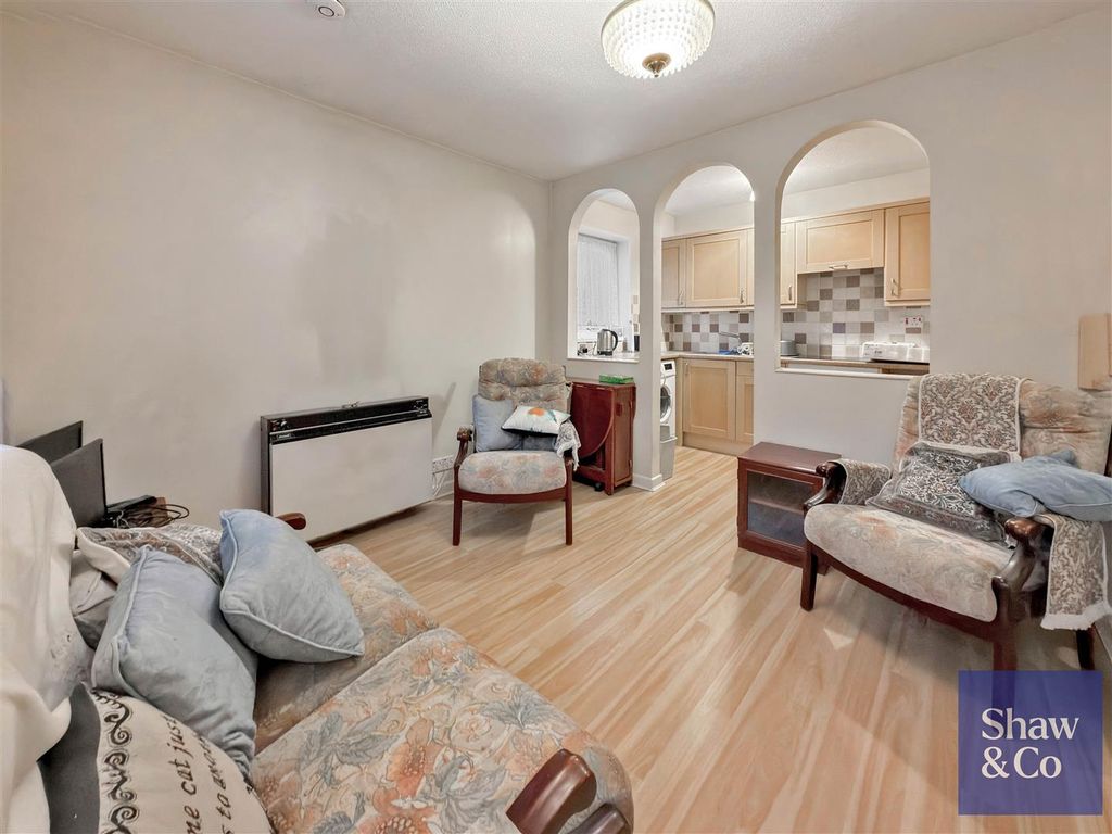 Weavers Close, Isleworth TW7, 1 bed semi-detached house for sale, £ ...