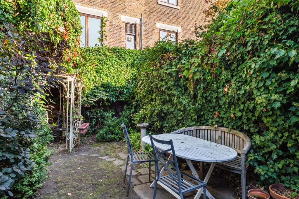 Bromfield Street, Angel N1, 3 bed terraced house for sale, £2,000,000 ...