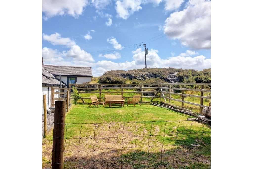 Nant Bwlch Yr Haiarn, Trefriw LL27, 2 bed cottage for sale, £350,000 ...