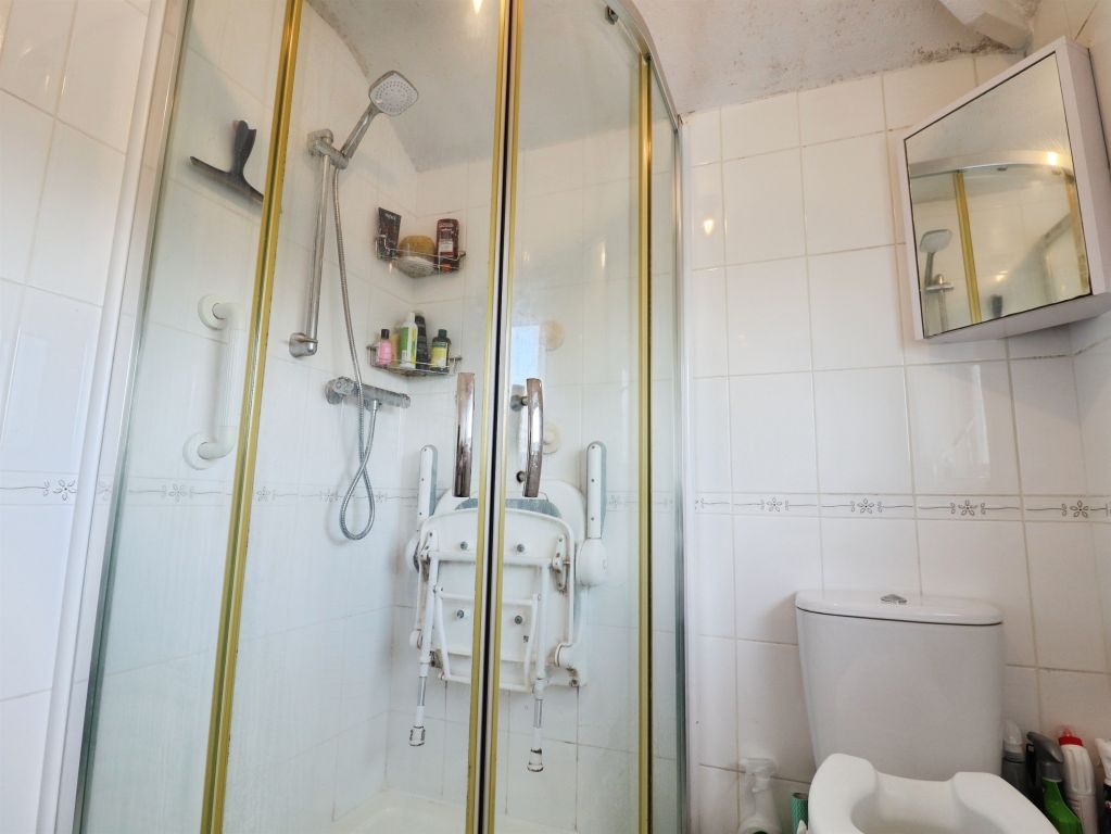 Oakwood Avenue, Penylan, Cardiff CF23, 3 bed semi-detached house for ...