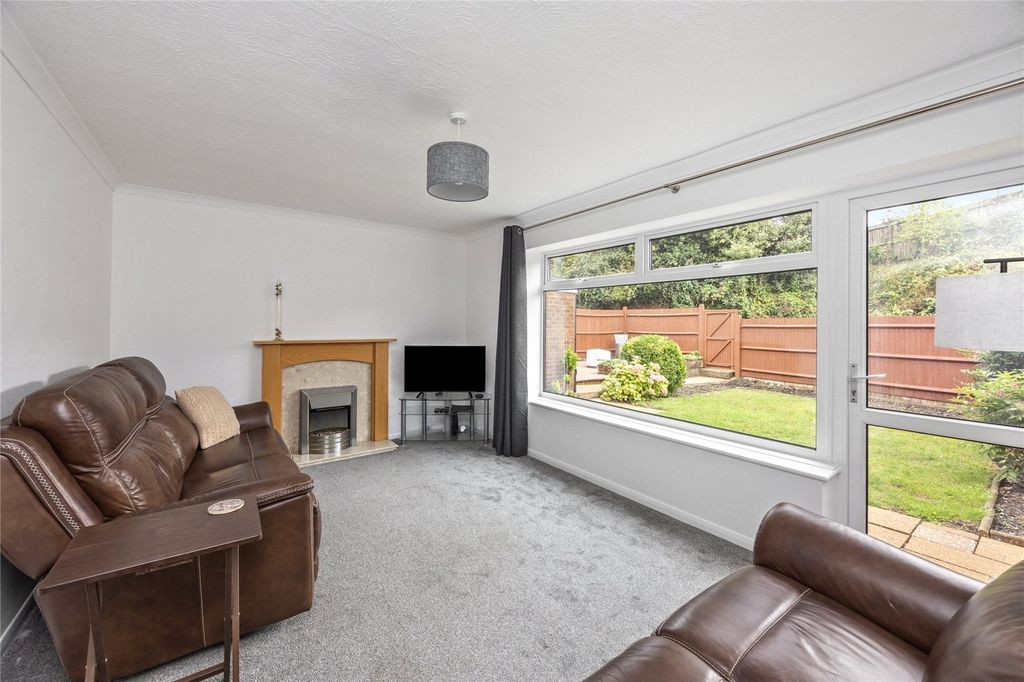 Abbotts View, Sompting, Lancing, West Sussex BN15, 3 bed end terrace ...