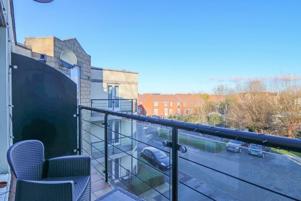 Stormont Court, Weston-Super-Mare BS24, 2 bed flat for sale, £169,950 ...