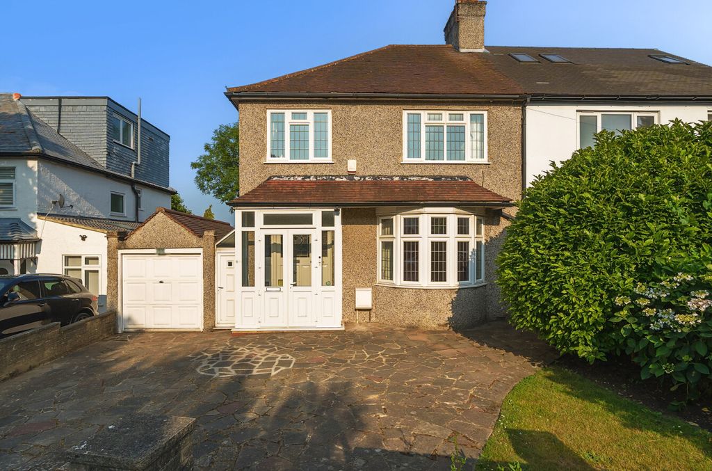 Alexandra Crescent, Bromley BR1, 3 bed semi-detached house for sale ...