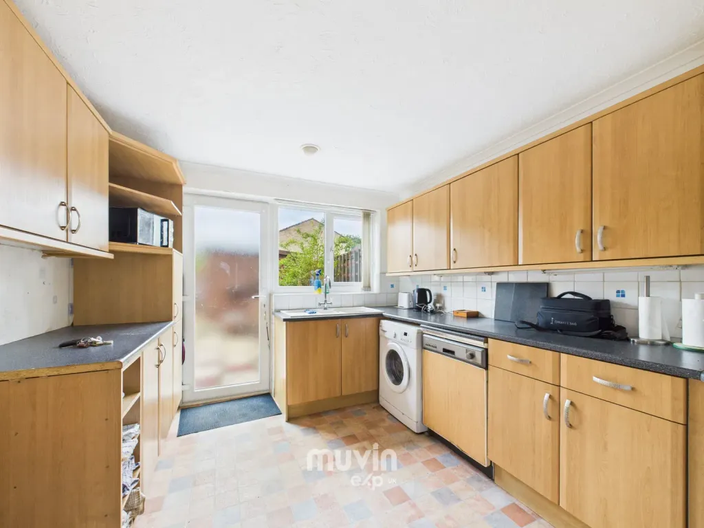 Chestnut Walk, Witham CM8, 3 bed terraced house for sale, £280,000 ...