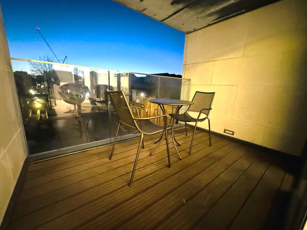 The Landau Apartments, 72 Farm Lane, London SW6, 2 bed flat to rent, £ ...