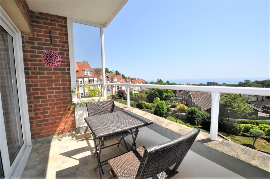 Baslow Road, Meads, Eastbourne BN20, 2 bed flat for sale | PrimeLocation
