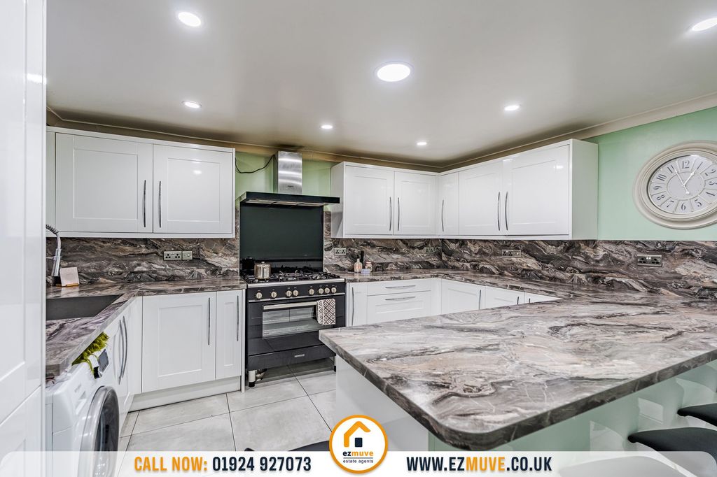 Camberley Street, Leeds LS11, 4 bed terraced house for sale, £210,000 ...