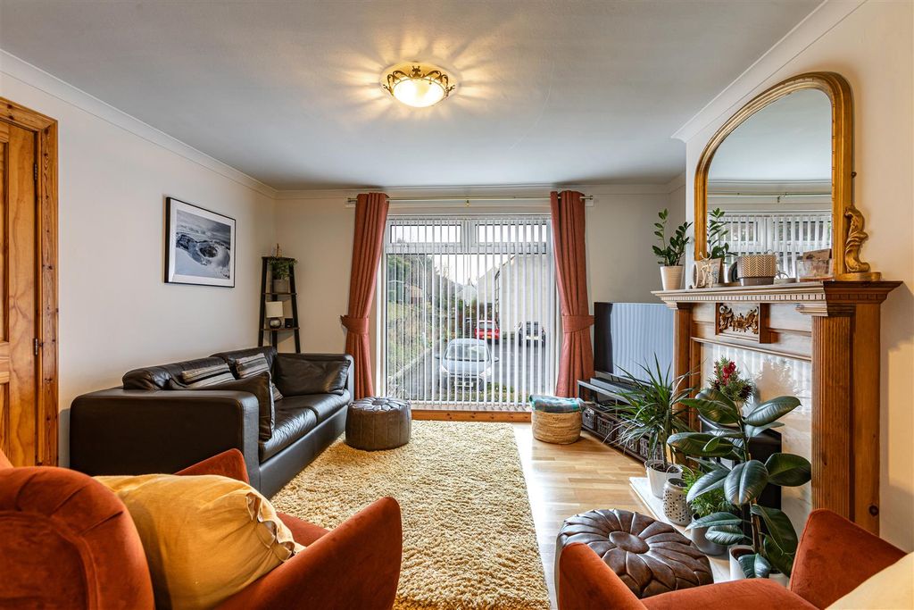3 Brewster Place Gattonside TD6, 2 bed semi-detached house for sale, £ ...
