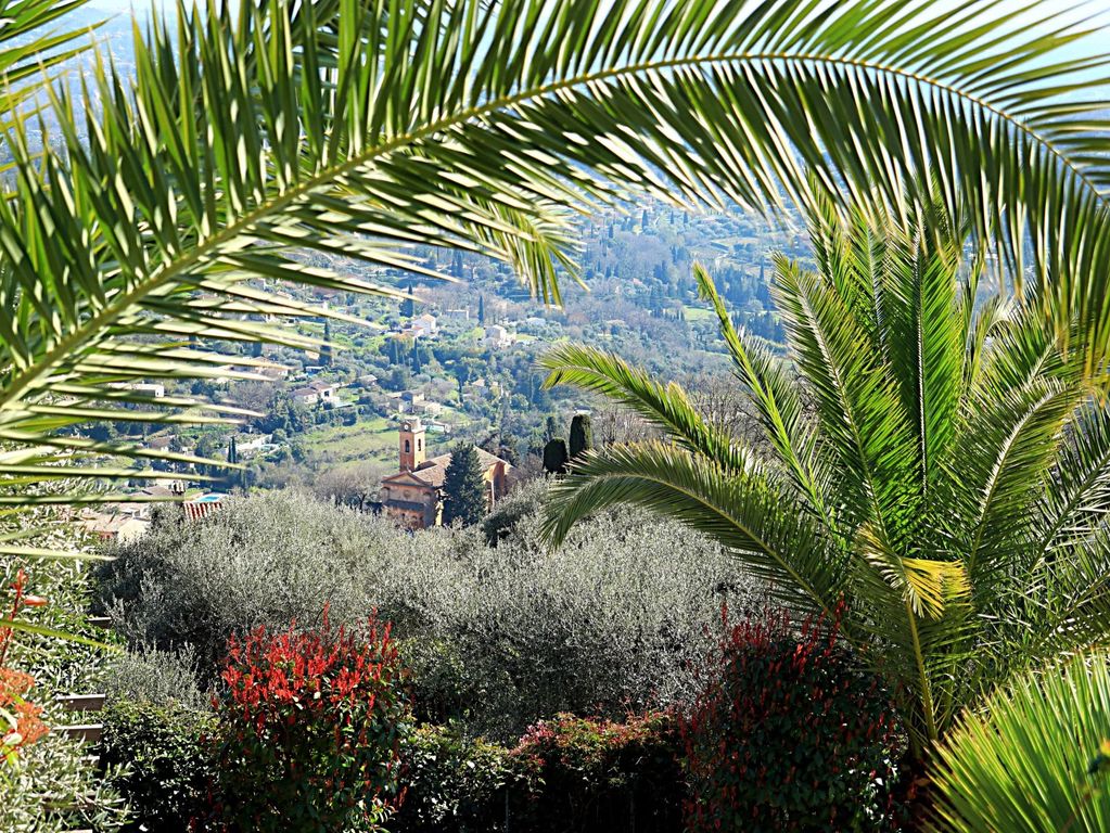 Magagnosc, Mougins, Valbonne, Grasse Area, French Riviera, 5 bed villa ...