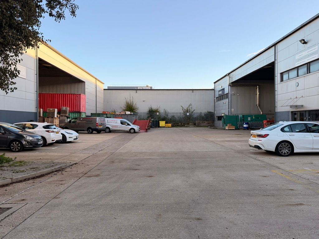 Imperial Park Business Centre, Stonefield Way, South Ruislip, Ruislip ...