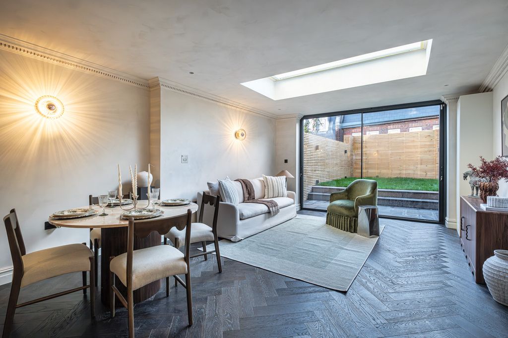 Flask Walk, London NW3, 3 bed terraced house for sale, £2,500,000 ...