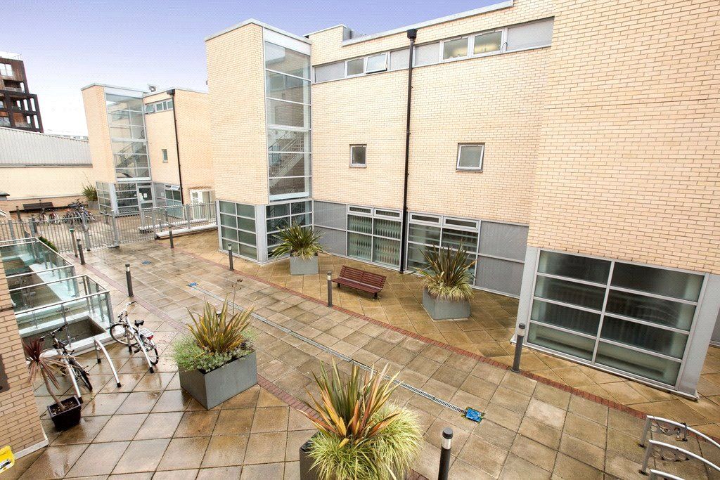 Wenlock Road, Angel, Islington, London N1, 3 bed flat for sale, £ ...