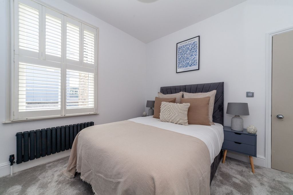 Yeldham Road, London W6, 5 bed flat to rent, £5,200 pcm | PrimeLocation