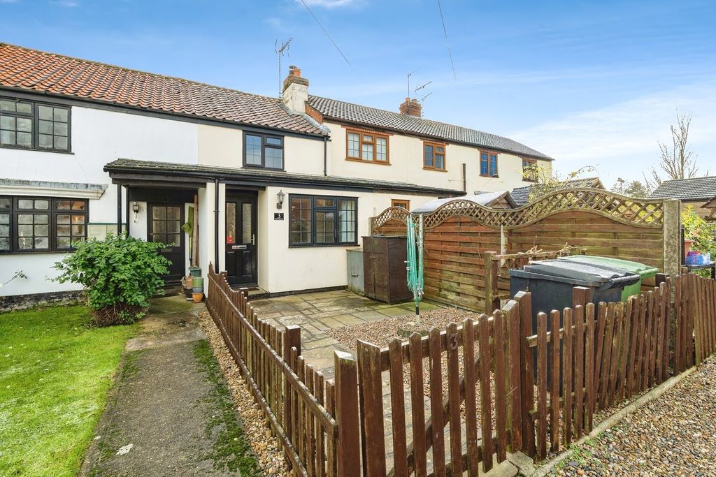 Staithe Road, Burgh St Peter, Beccles NR34, 2 bed terraced house for ...