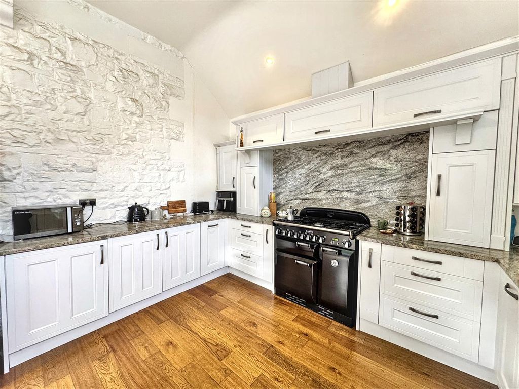 Westfield Road, Newport NP20, 4 bed detached house for sale, £725,000 ...