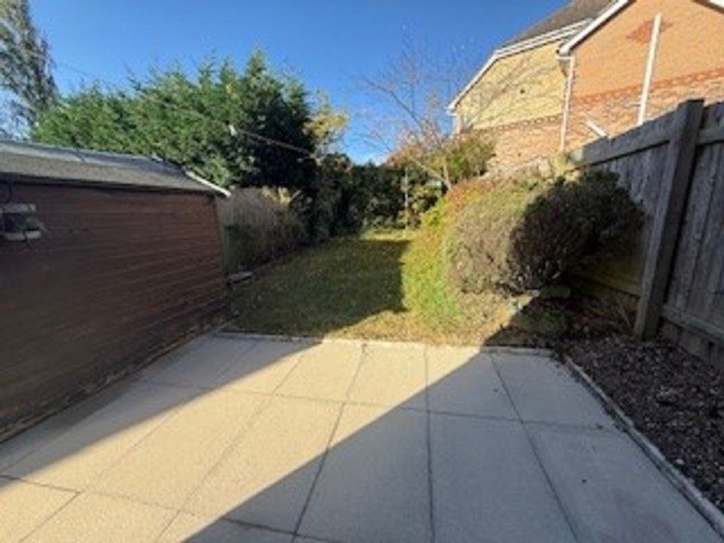Millbrook Gardens, Staincliffe, Dewsbury, West Yorkshire. WF13, 2 bed ...
