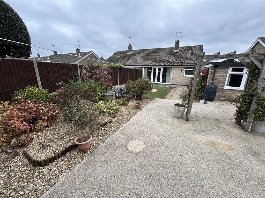The Meadows, Howden, Goole DN14, 2 bed semi-detached bungalow for sale ...