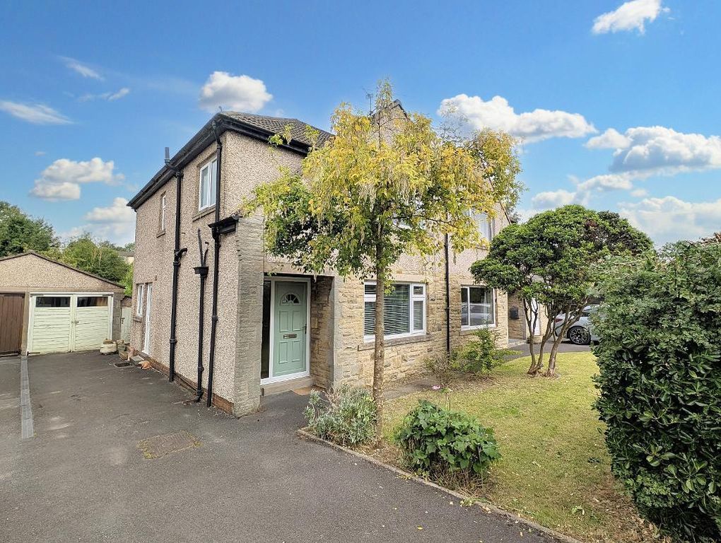 Warwick Drive, Clitheroe BB7, 3 bed semi-detached house for sale ...