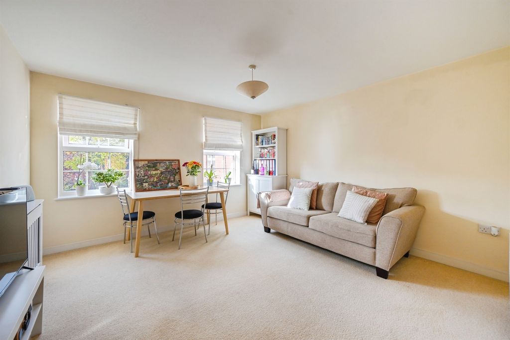 Deykin Road, Lichfield WS13, 3 bed flat for sale, £265,000 | PrimeLocation