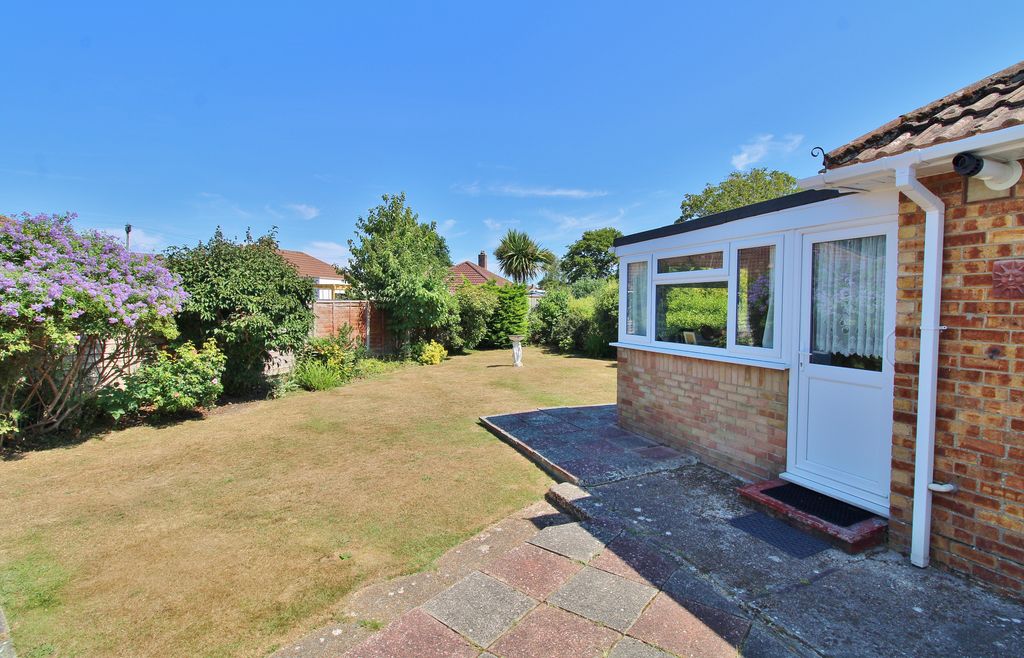 Robins Close, Stubbington PO14, 2 bed semi-detached bungalow for sale ...