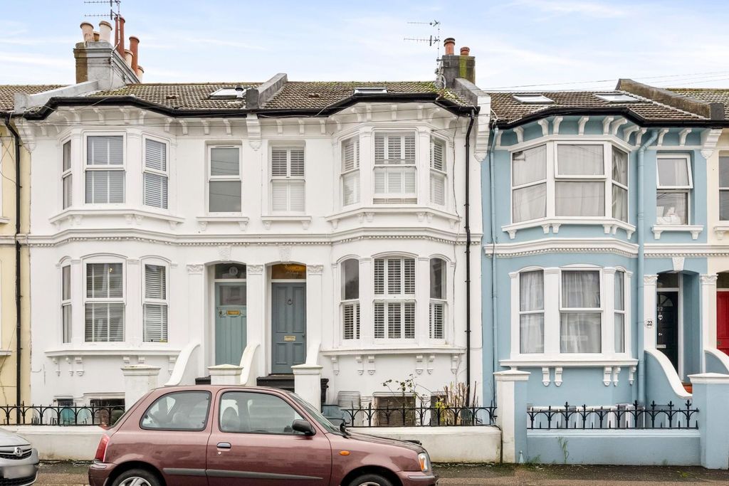 Cowper Street, Hove BN3, 3 bed maisonette for sale, £475,000 ...
