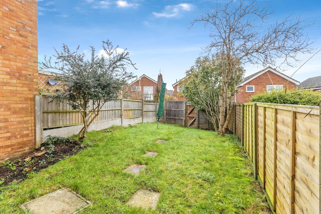 Lomond Drive, Leighton Buzzard LU7, 2 bed terraced house for sale, £ ...