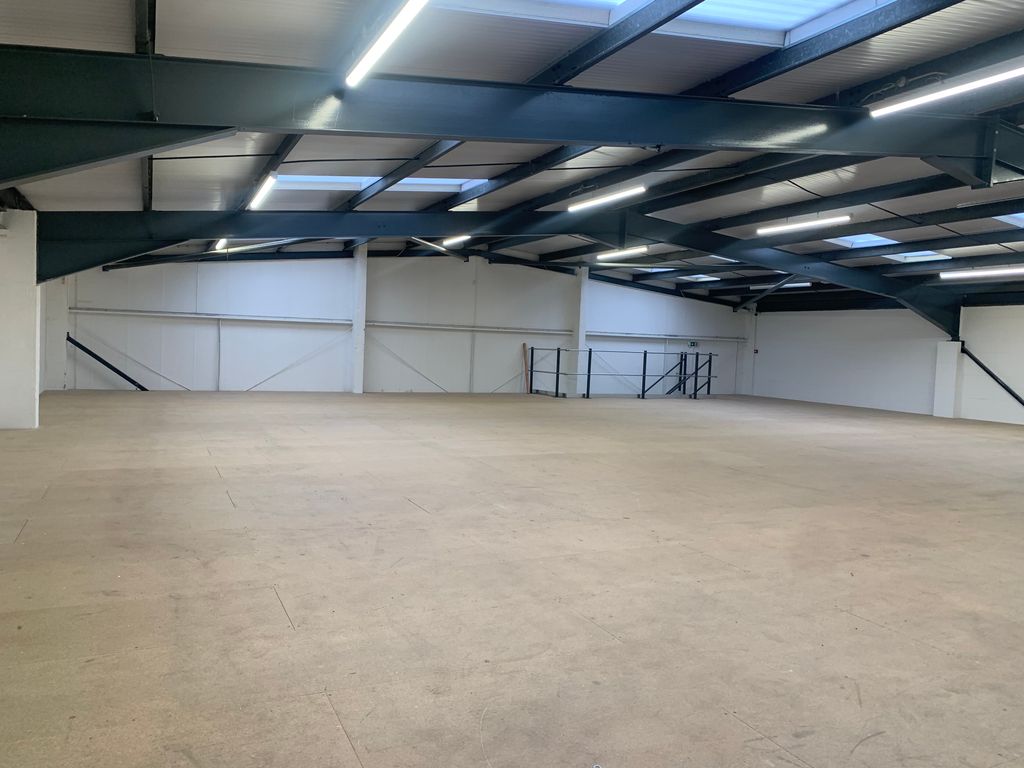 Pig Lane, Bishops Stortford CM23, Warehouse to let, Non quoting ...