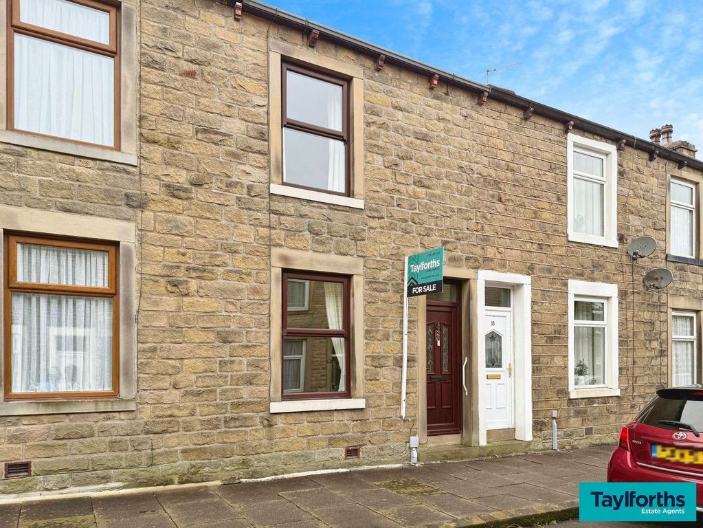 Clarence Street, Barnoldswick BB18, 2 bed terraced house for sale, £ ...
