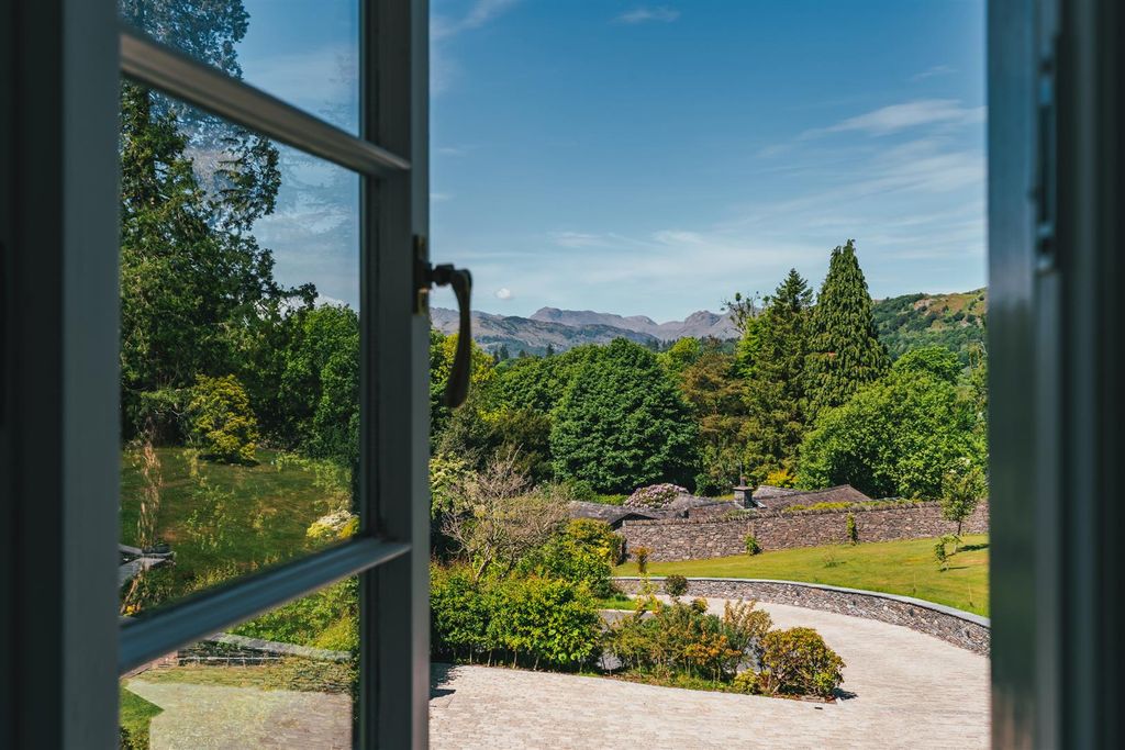 Wansfell Holme, Windermere LA23, 11 bed link detached house for sale, £ ...
