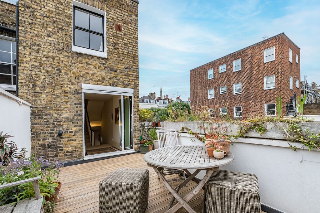Winchester Street, London SW1V, 5 bed maisonette for sale, £2,500,000 ...