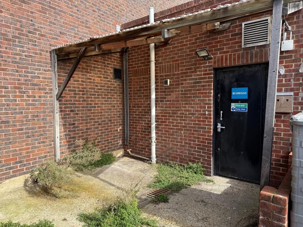 18 High Street, Cosham, Portsmouth PO6, Retail premises for sale, £ ...