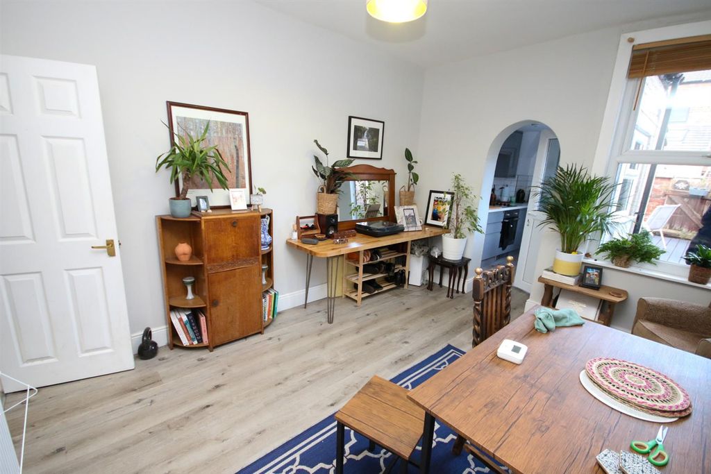 Carlton Street, Monton M30, 2 bed terraced house to rent, £1,150 pcm ...