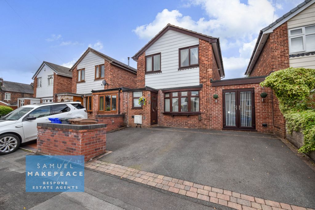 Shemilt Crescent, Bradeley, Stoke On Trent ST6, 3 bed link detached ...