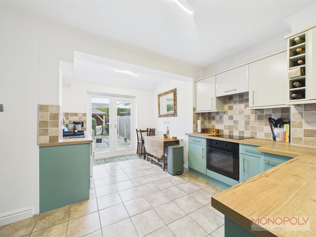 Cunliffe Walk, Wrexham LL11, 2 bed terraced house for sale, £220,000 ...