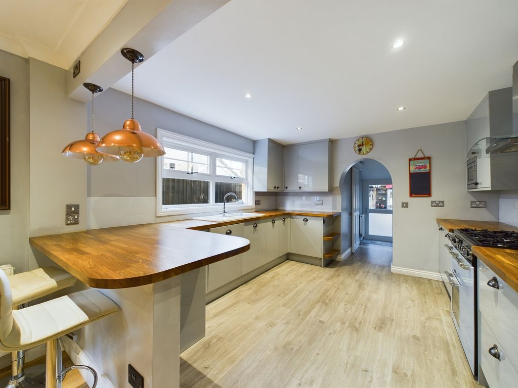 Wycombe Road, Princes Risborough, Buckinghamshire HP27, 2 bed semi ...