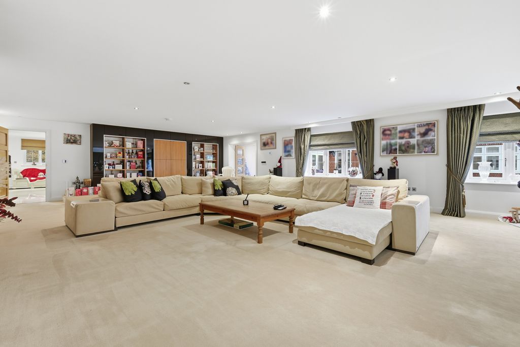 Priory Road, Tiptree CO5, 10 bed detached house for sale, £2,250,000 ...