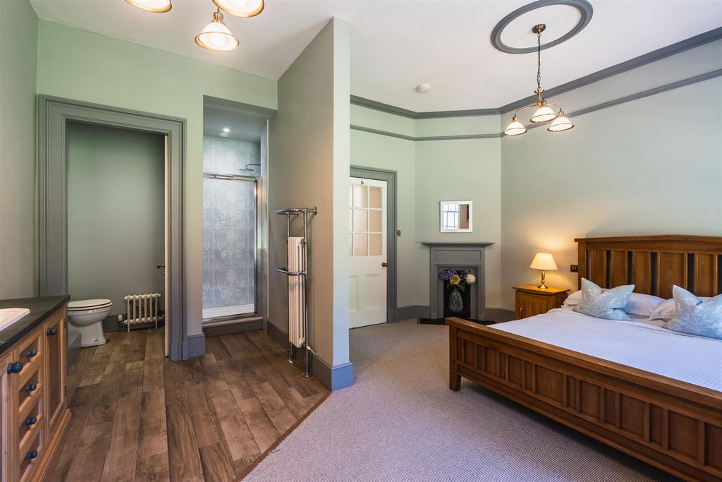Wansfell Holme, Windermere LA23, 11 bed link detached house for sale, £ ...