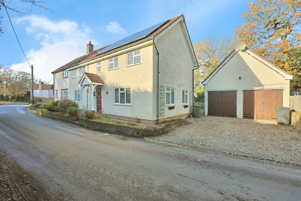 The Street, Little Dunham, King's Lynn PE32, 4 bed semi-detached house ...
