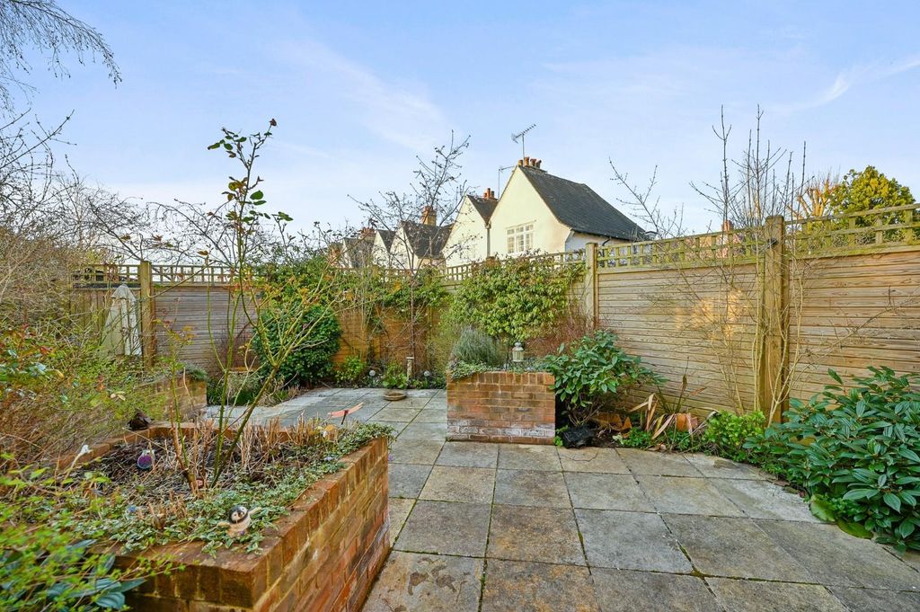 Holyoake Walk, Ealing W5, 3 bed property for sale, £850,000 | PrimeLocation
