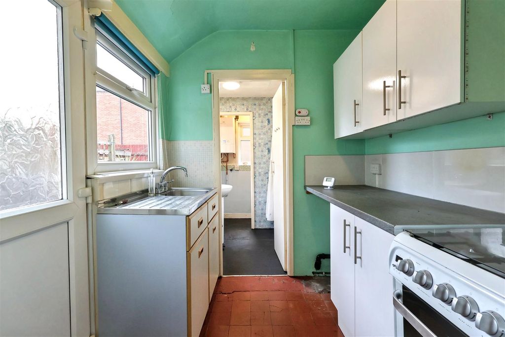 Wycliffe Grove, Mapperley, Nottingham NG3, 3 bed terraced house for ...